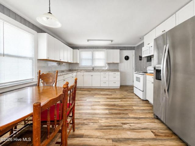 106 Cedar Stretch Road
