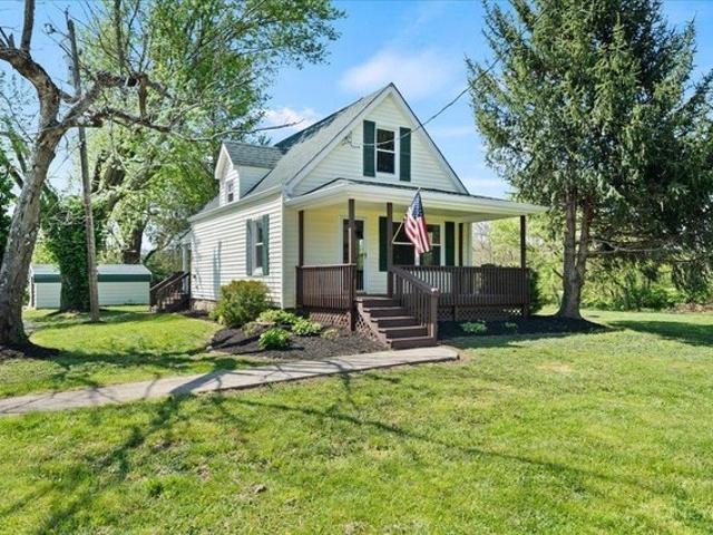 106 Center St, Franklin Township, OH 45121