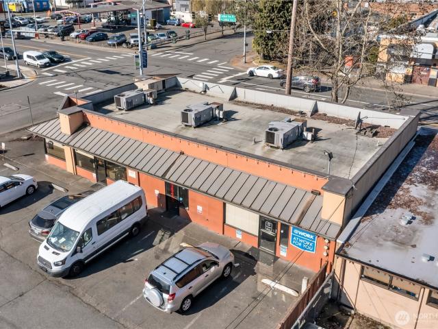 106 Central Avenue N