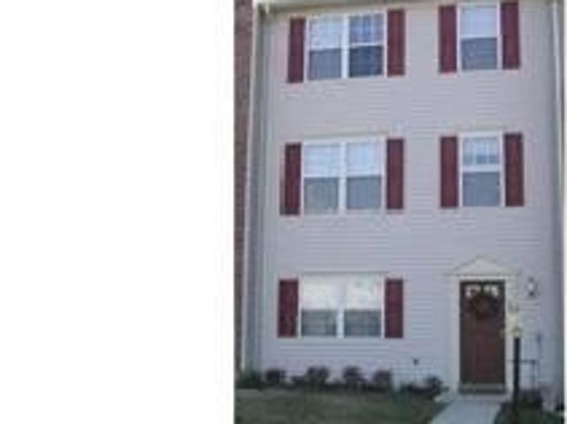 106 Charles St, Fredericksburg, VA 22405