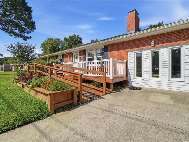 106 Crandol DR