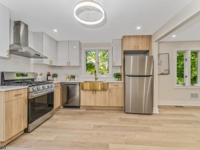 106 Cregar Rd, High Bridge, NJ 08829
