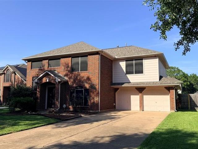 106 Crimson Bay Dr, League City, TX 77573