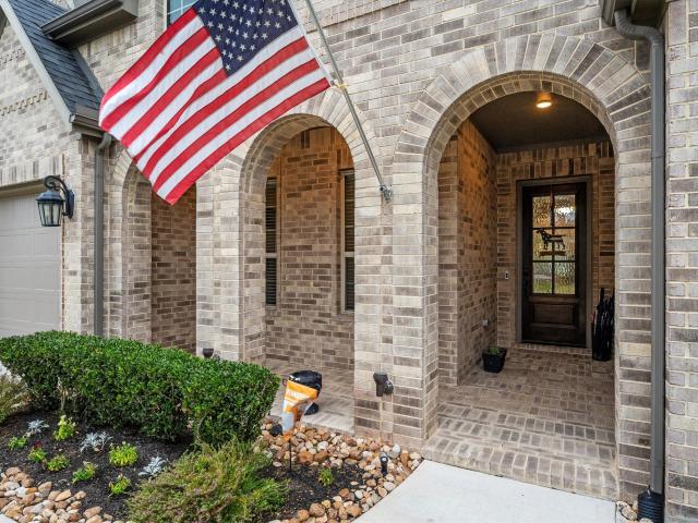 106 Amber Jade Ct, Conroe, TX 77304 | Compass