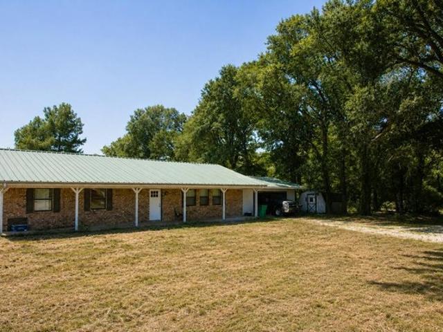 106 An County Road 2709, Tennessee Colony, TX 75861