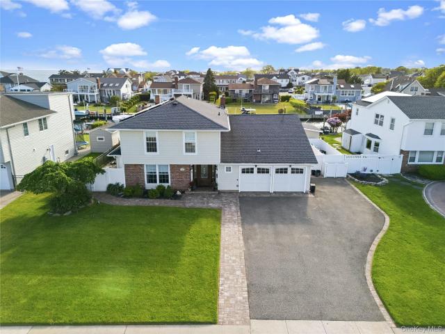 106 Anchorage Drive