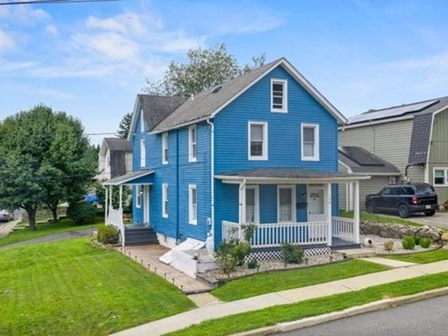 106 Allen St, Netcong, NJ 07857
