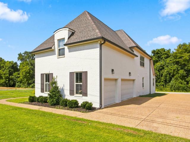 106 Arkstone Ln