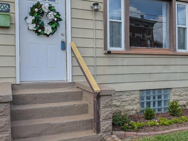106 Ash Street