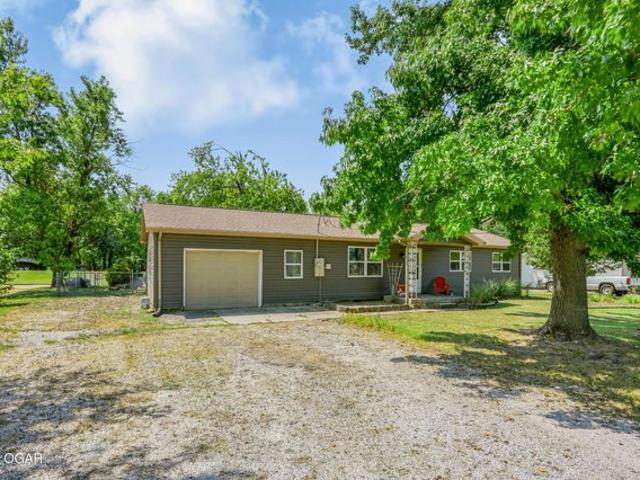 106 Azalea St, Duenweg, MO 64841