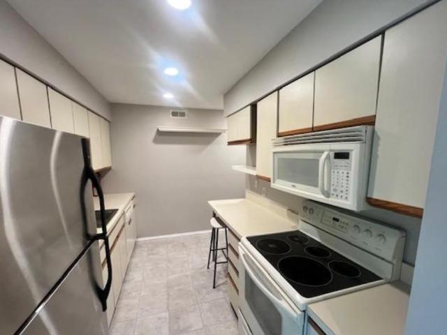 106 B Cypress Point Circle