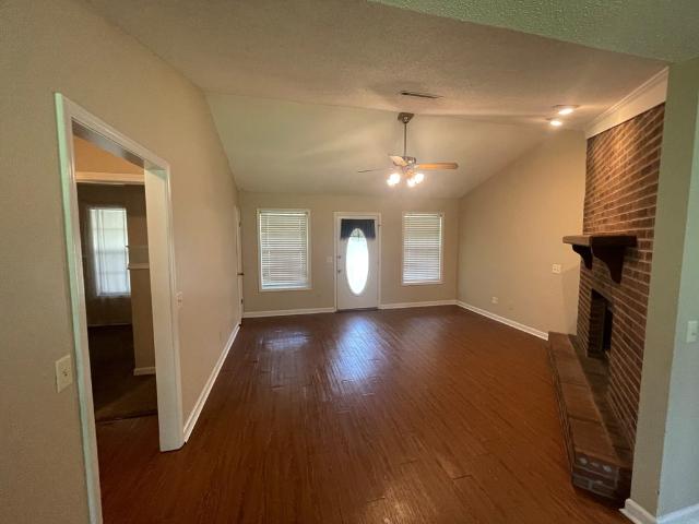 106 Boyce Rd