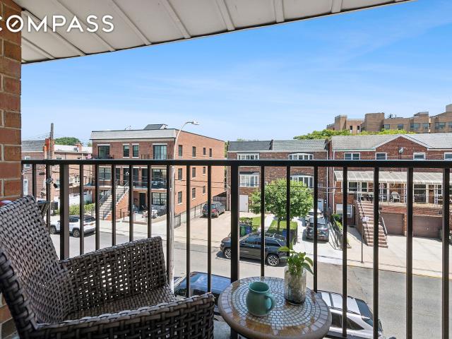106 Battery Avenue, Brooklyn, NY