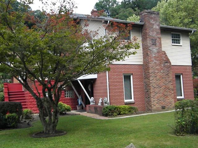 106 Baker Ave