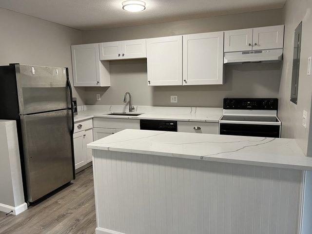 106 Balance Rock Rd Apt 17, Seymour, CT 06483