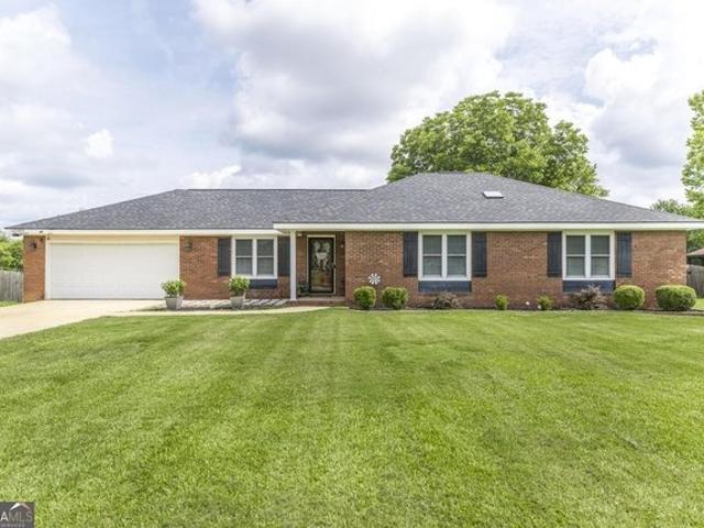 106 Beechwood Dr, Bonaire, GA 31005