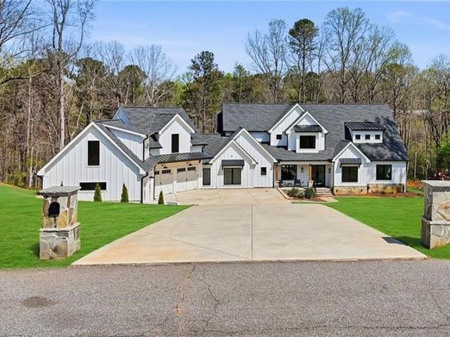 106 Belmont Dr, Canton, GA 30115
