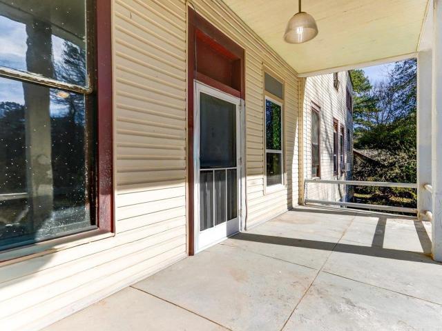 106 Breeze Street