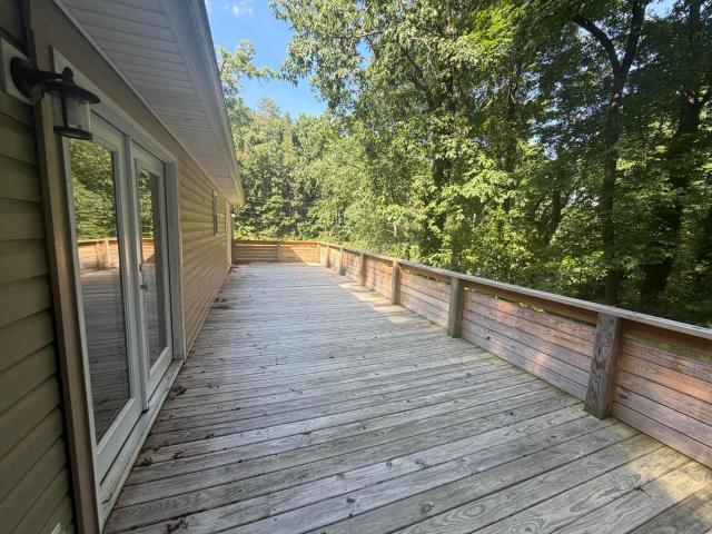 106 Briarwood Drive