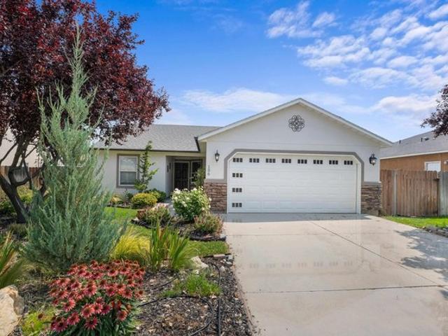 106 Bridgeport Ave, Caldwell, ID 83605