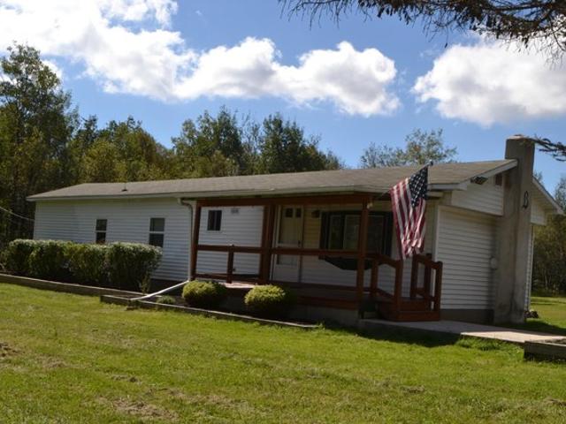 106 Burd Ln, Effort, PA 18330
