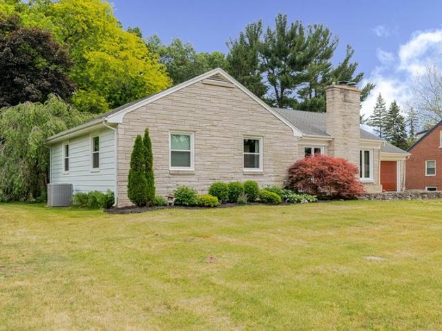 106 Garden Trl, Pottawattamie Park, IN 46360