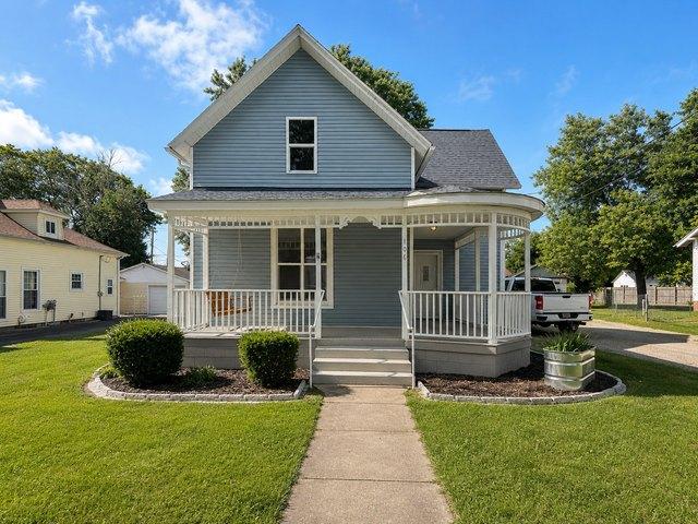 106 Gilbert St, Rossville, IL 60963