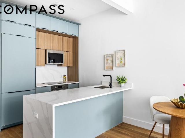 106 Graham Avenue, Brooklyn, NY