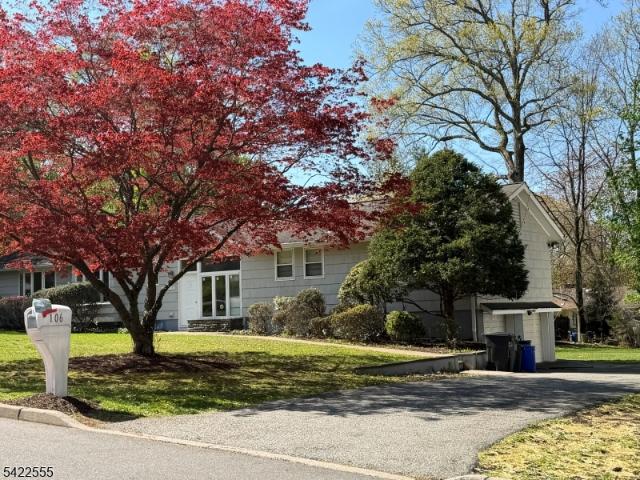 106 Dogwood Dr