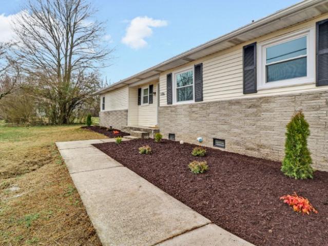 106 Dearman St