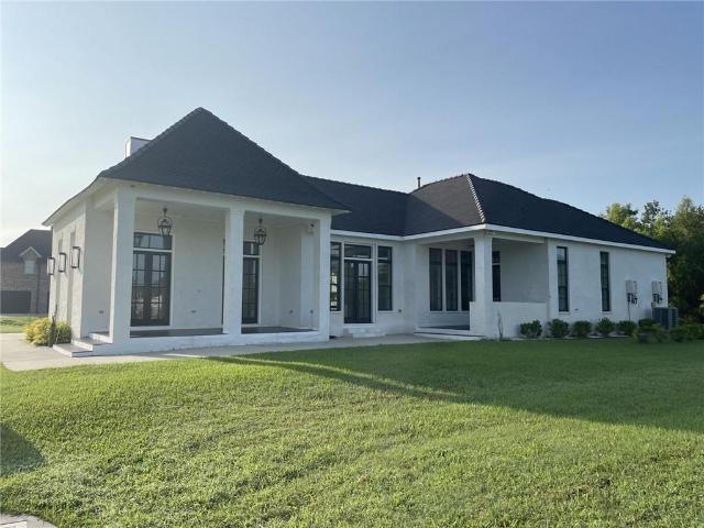 106 Deerfield Drive
