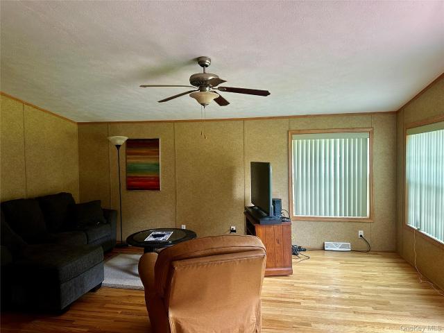 106 deerhaven lane