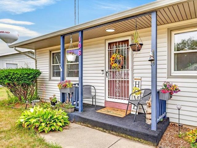 106 E 3rd Ave, Brodhead, WI 53520