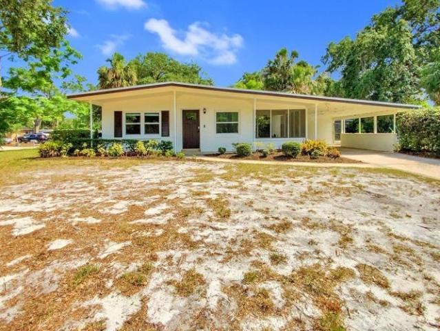 106 E Jinkins Cir, Sanford, FL 32773