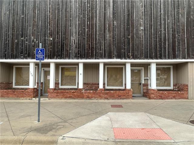 106 E Main Street