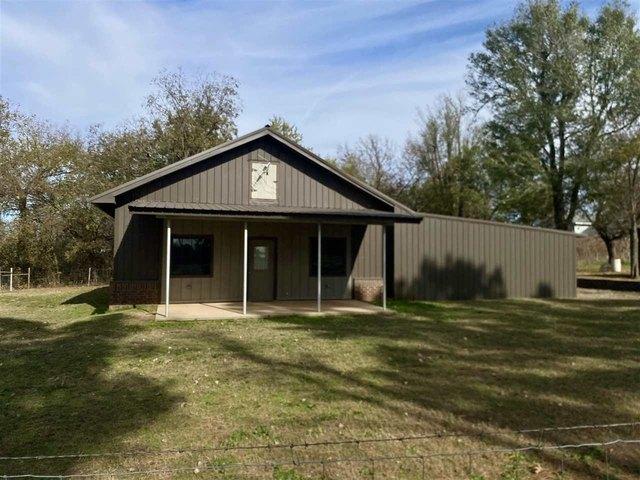 106 E Maple, Carney, OK 74832