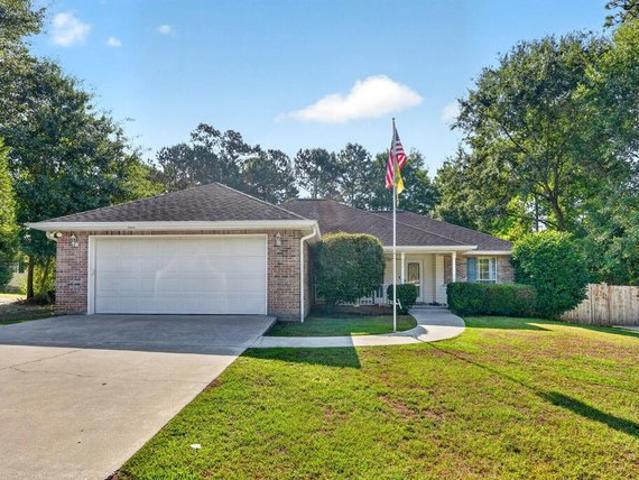 106 Edgewood Dr, Carriere, MS 39426