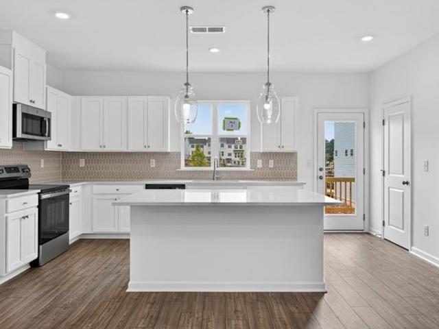106 Epperly Way, Tucker, GA 30084