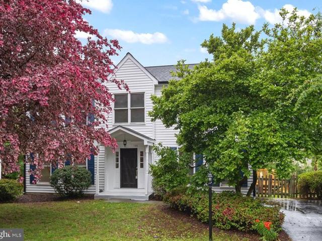 106 Etnam St, Winchester, VA 22602