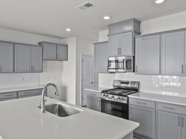 106 Favored Ave, Sanford, NC 27330