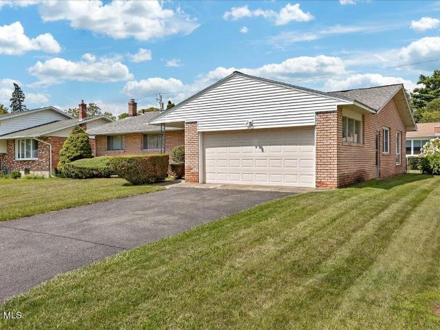 106 Fairlawn Avenue