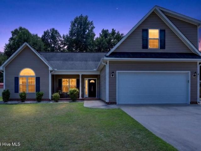 106 Fernie Ln, New Bern, NC 28560