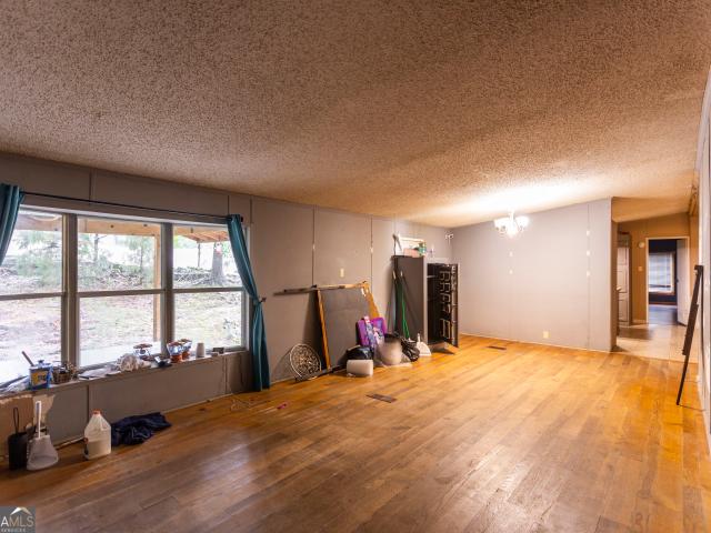 106 Flatrock Lane