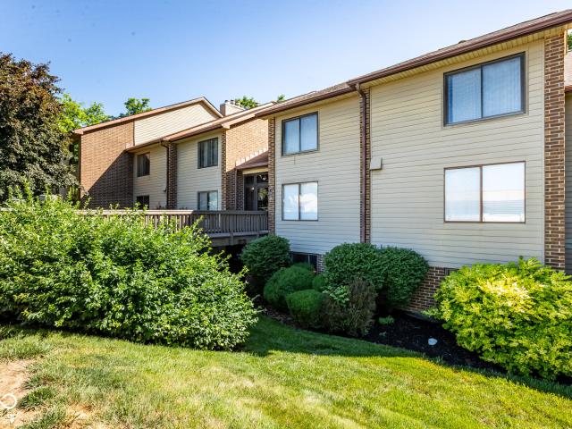 106 Knoll Court # B