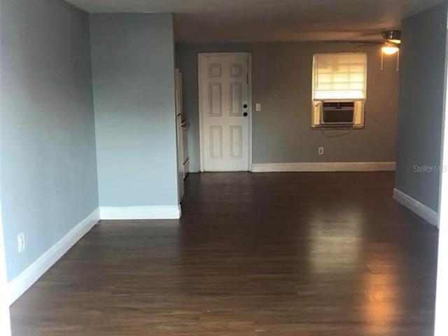 106 Karde Ln, Brandon, FL 33510 | MLS #TB8454 | Compass