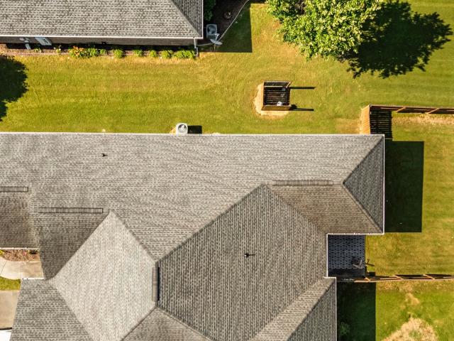 106 Kensington Drive SE