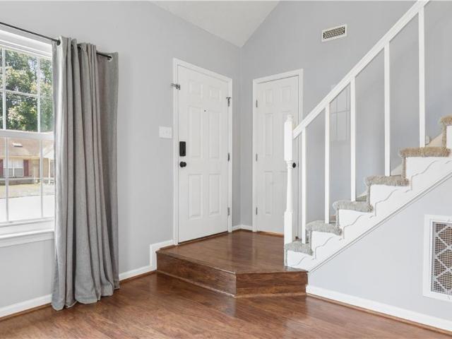 106 Kincaid LN
