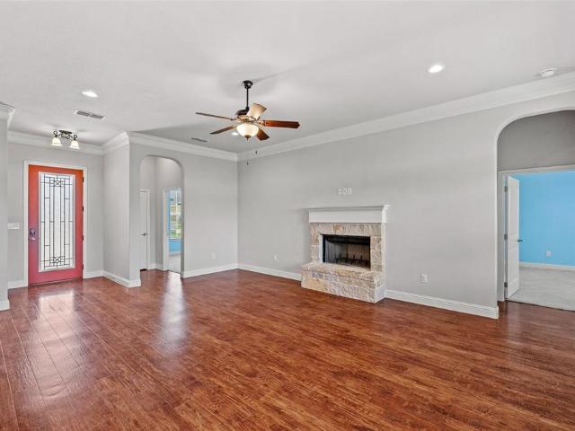 106 King Arthur Court