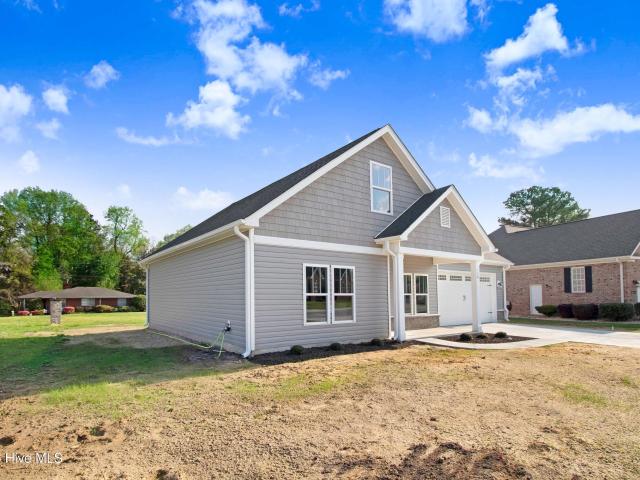 106 Kingston Circle