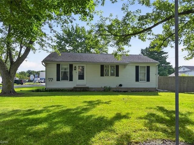 106 Howe St, Lodi, OH 44254